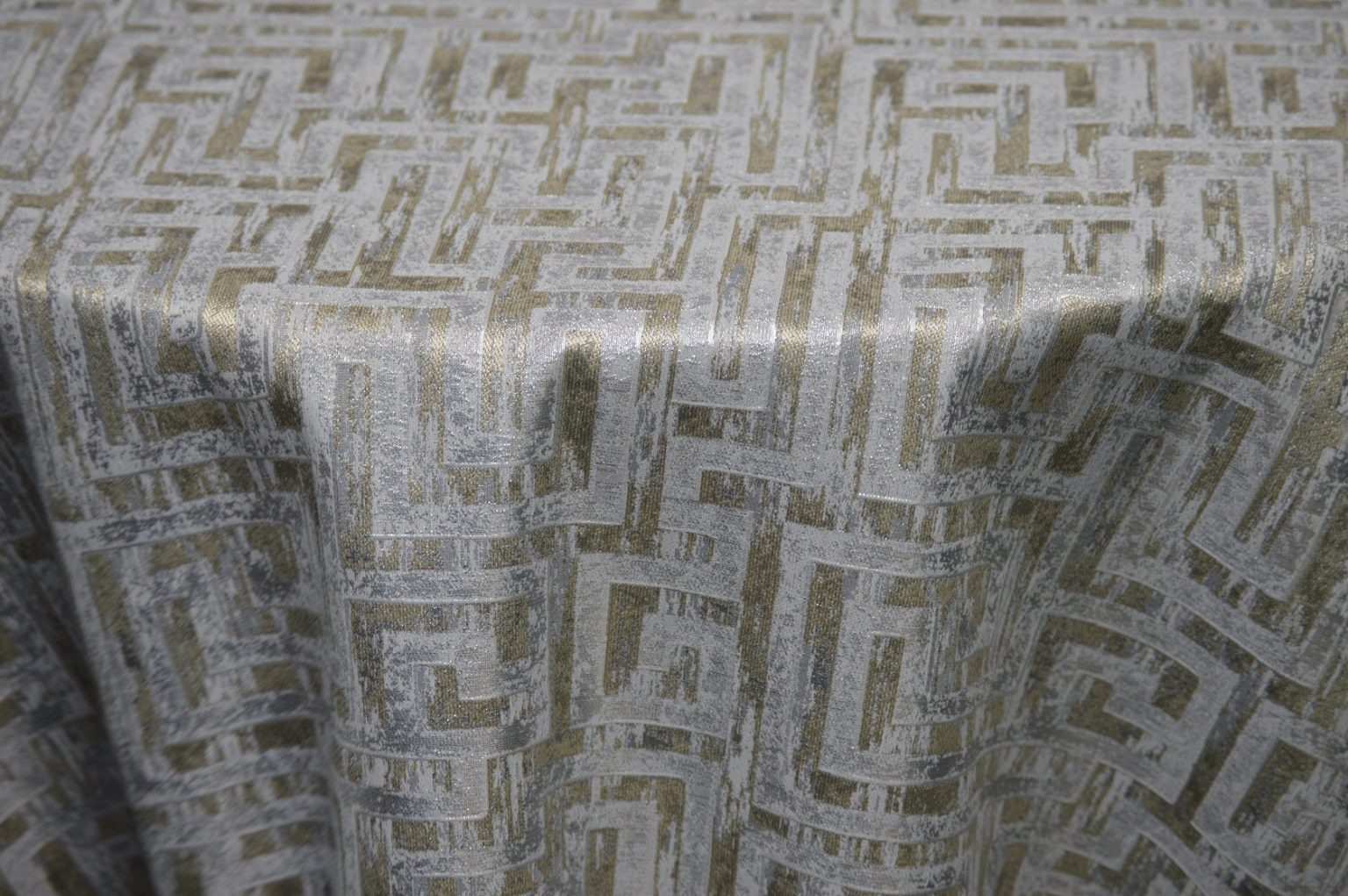 110″ Metallic Brocade Linen – Event Fabrics